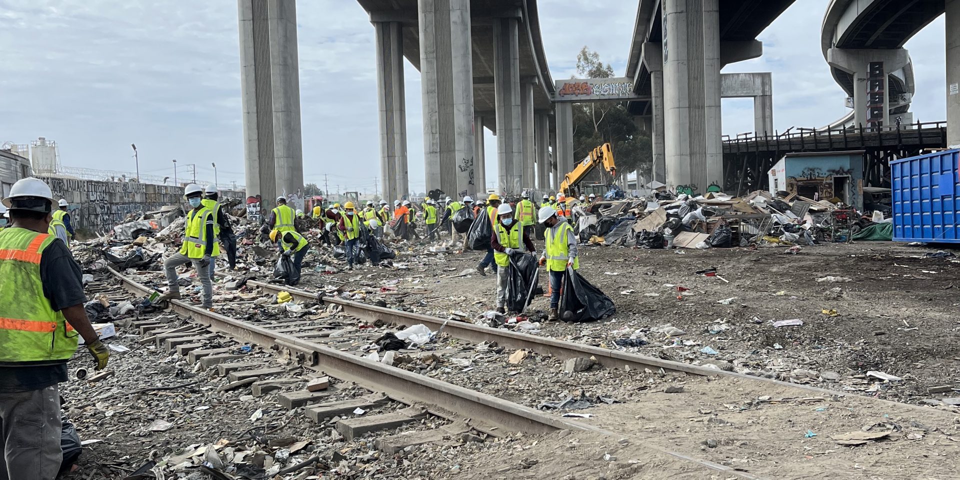 Plan for ‘safe work zones’ around workers during encampment sweeps ...